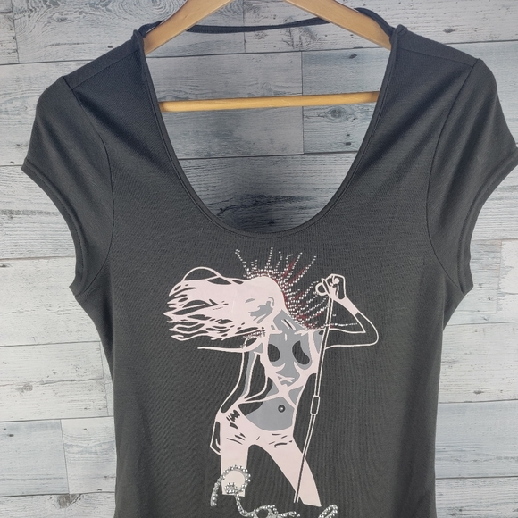 Squeeze | Tops | Squeeze Teeze Womens Short Sleeve Gray Embellished ...